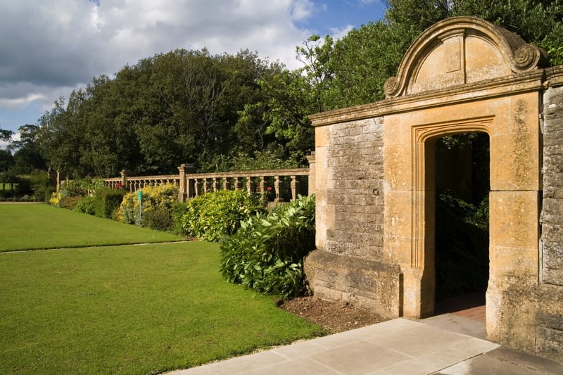 Oxfordshire Wedding Venue - A 'Home Tour' of Eynsham Hall