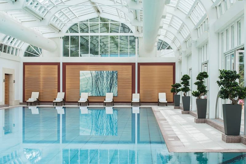 10 Wedding Venues with Swimming Pools