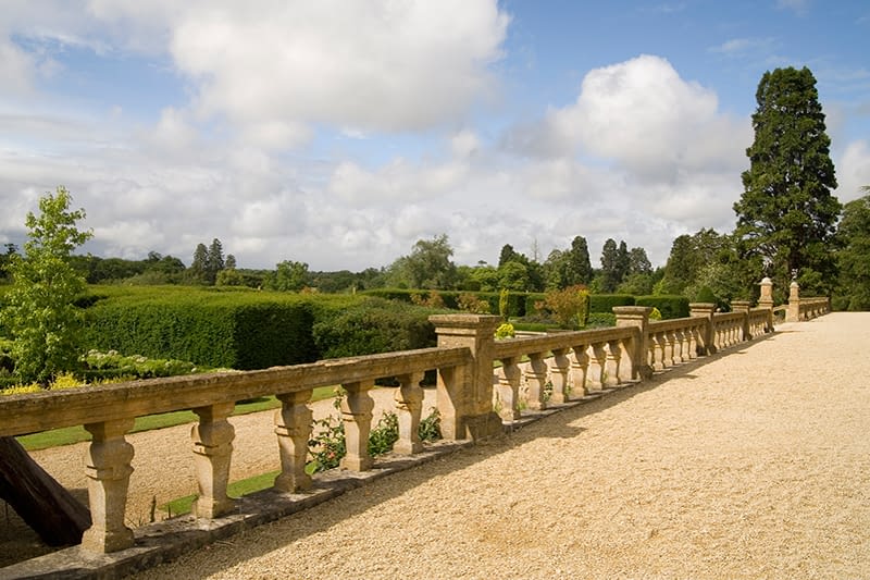 Oxfordshire Wedding Venue - A 'Home Tour' of Eynsham Hall
