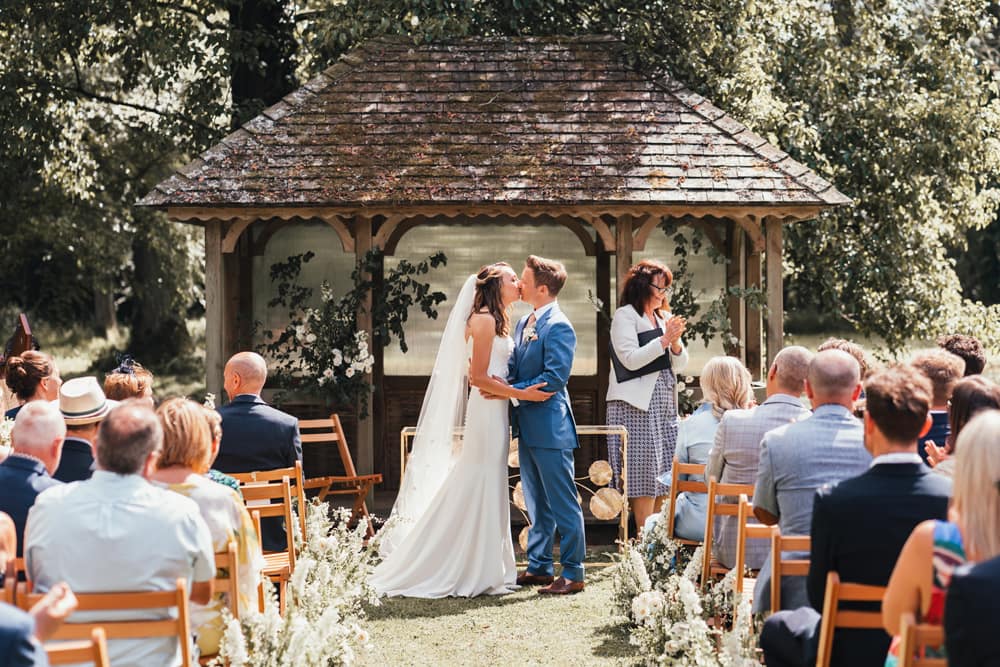 Fiona & Tristan | Wedding at Water's Edge at Ewen Cotswolds
