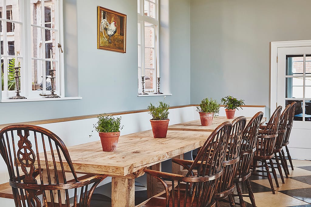 A 'Home Tour' of Thorpe Manor - Wedding Venue in Oxfordshire