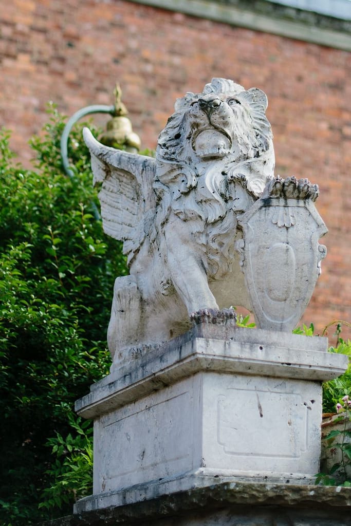 Wedding Venues in Shropshire - A 'Home Tour' of Walcot Hall