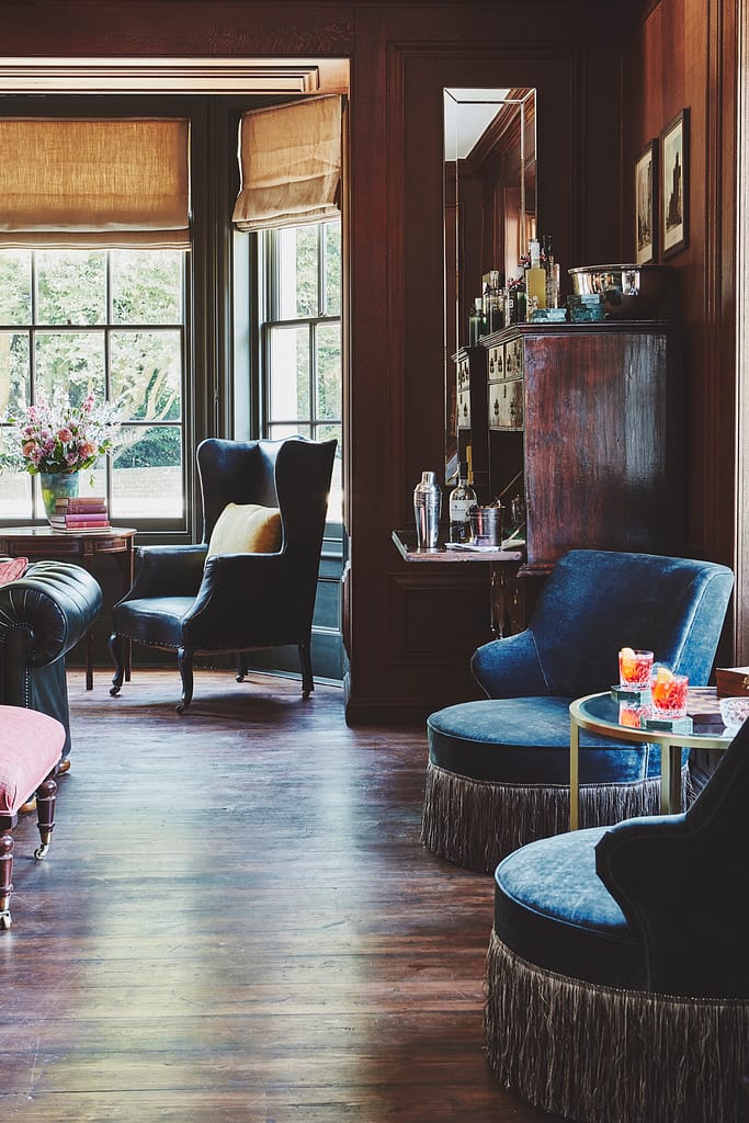 A 'Home Tour' of Thorpe Manor - Wedding Venue in Oxfordshire