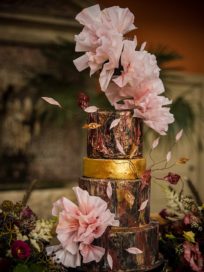 What to Consider When Choosing your Wedding Cake