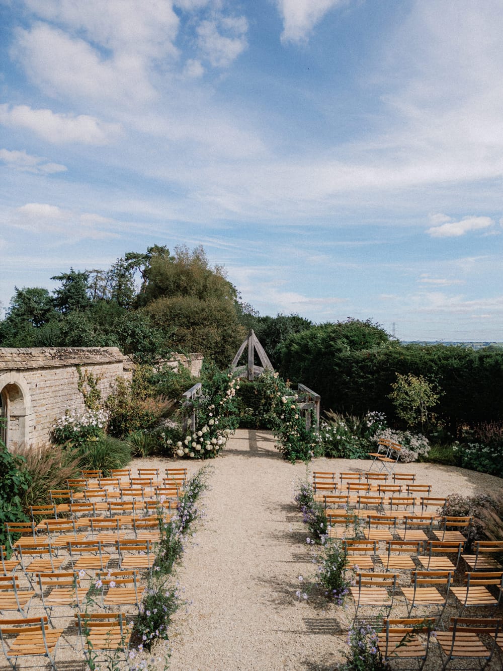 Kin House | Wedding Venues in Wiltshire, South West