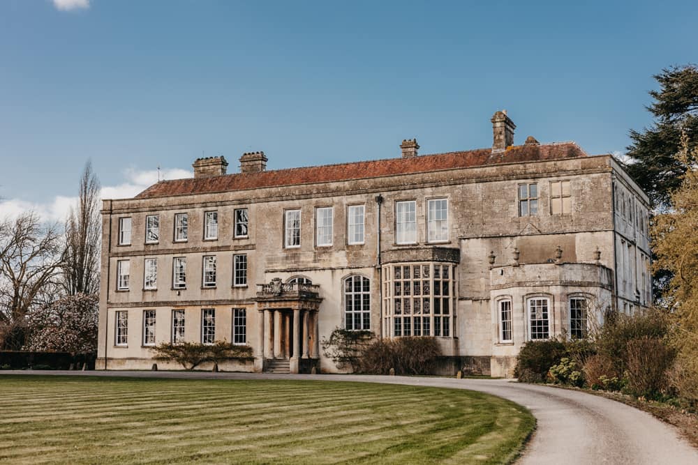 A Classic Spring Wedding at Elmore Court