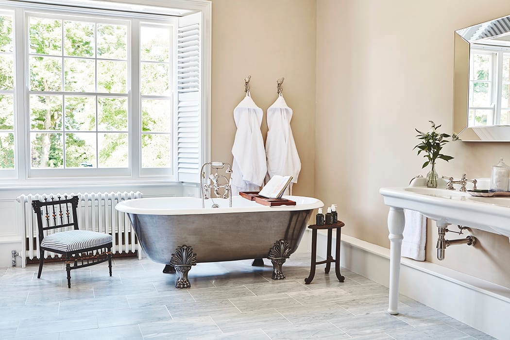 A 'Home Tour' of Thorpe Manor - Wedding Venue in Oxfordshire