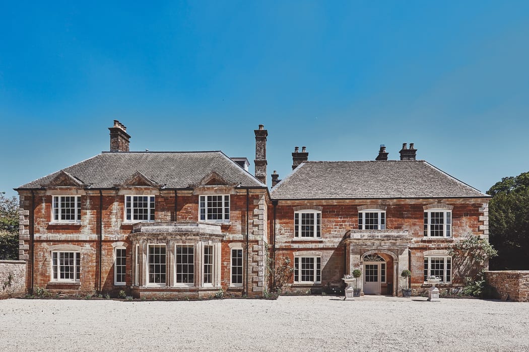 A 'Home Tour' of Thorpe Manor - Wedding Venue in Oxfordshire