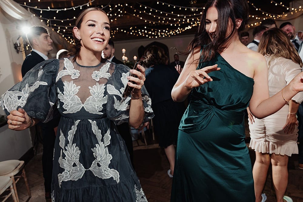 Jessica & Ross | A Timeless Wedding at Cluny Castle