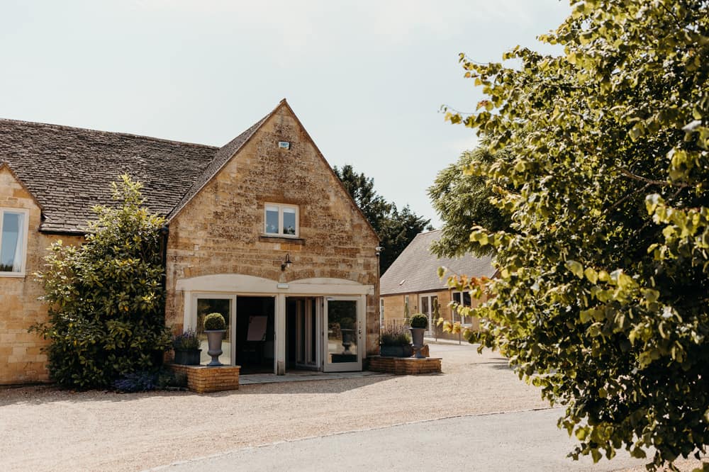 Kym & Rob | Rustic Wedding at Lapstone Barn