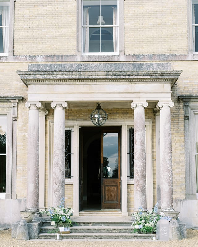Wedgwood-Inspired Shoot at Somerley House