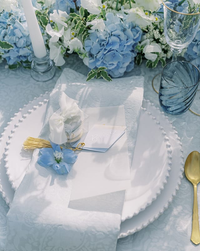 Wedgwood-Inspired Shoot at Somerley House