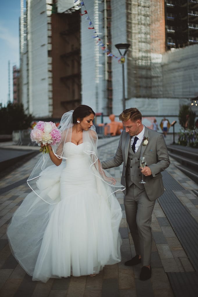 City Chic Wedding at Asylum Chapel in London | Jessica & Dempsie