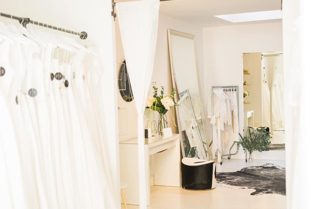 All You Need To Know About Bridal Sample Sales & Trunk Shows