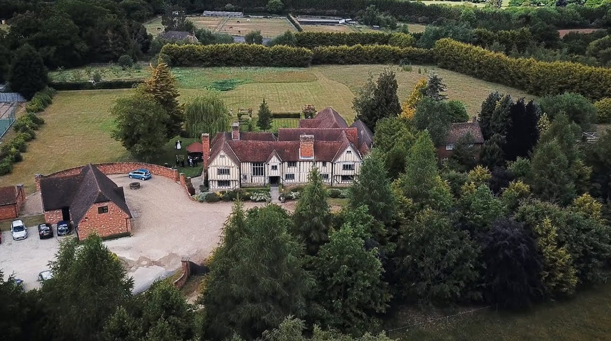 Cain Manor | Wedding Venues in Hampshire, South East