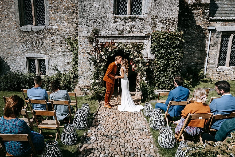10 Iconic Wedding Venues in Devon | cocoweddingvenues.co.uk