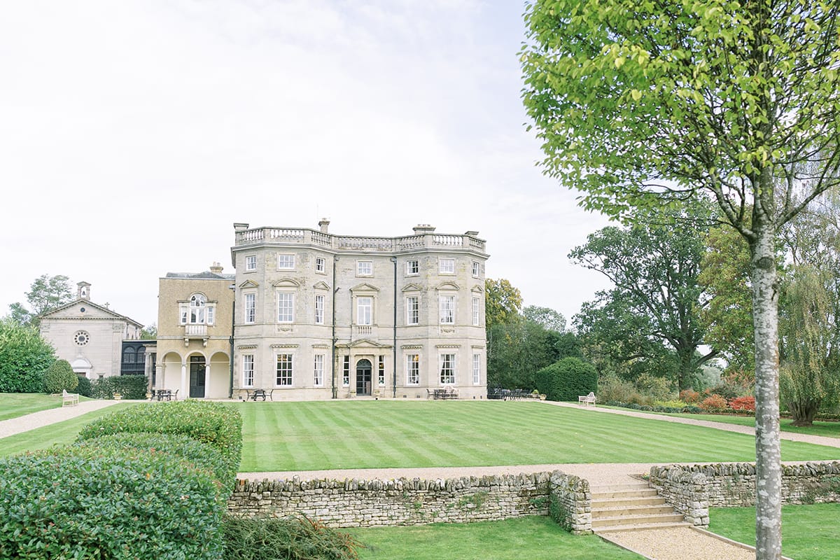 Romance Under the Arches at Bourton Hall