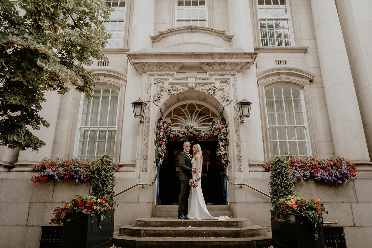 Egle & Jason | Intimate London Town Hall Wedding Inspiration