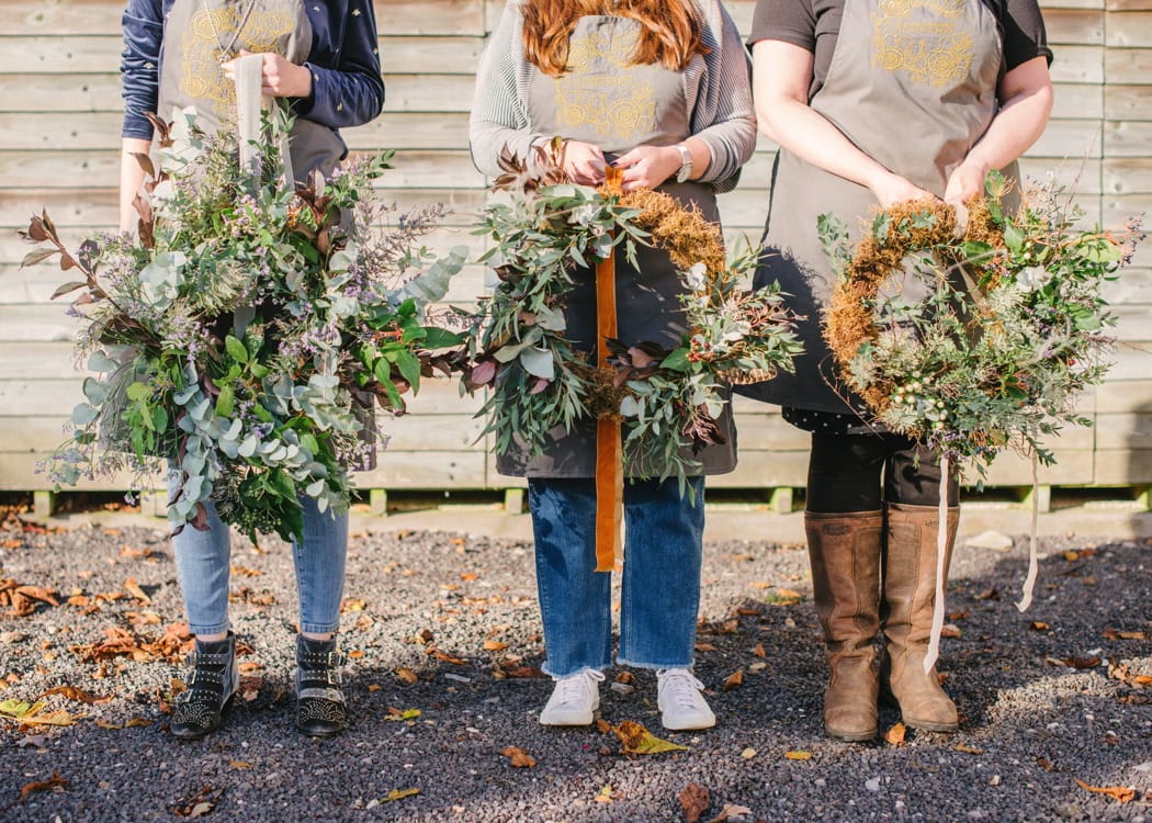 A Simple 3-Step Guide to Wreath-Making - Season Wedding Wreaths